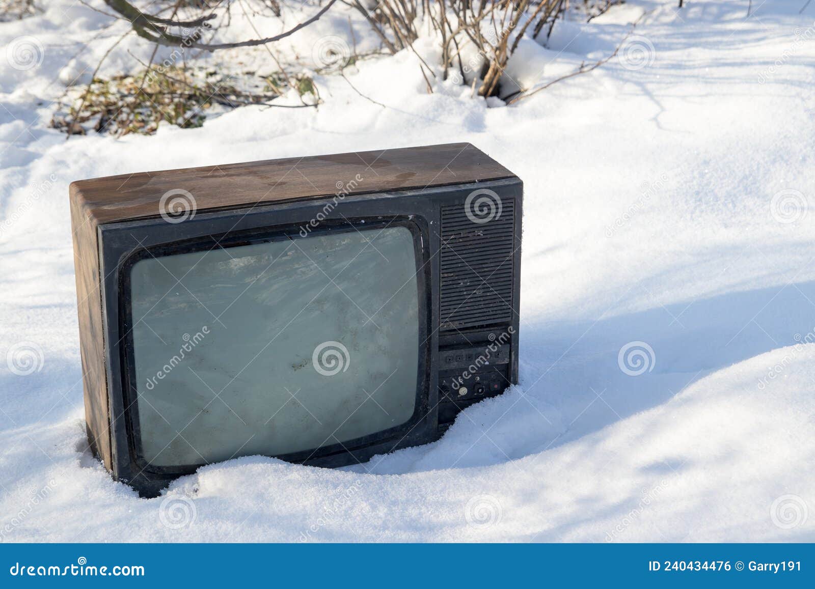 Vintage TV Set Thrown in White Snow Stock Photo - Image of cloudy, view ...