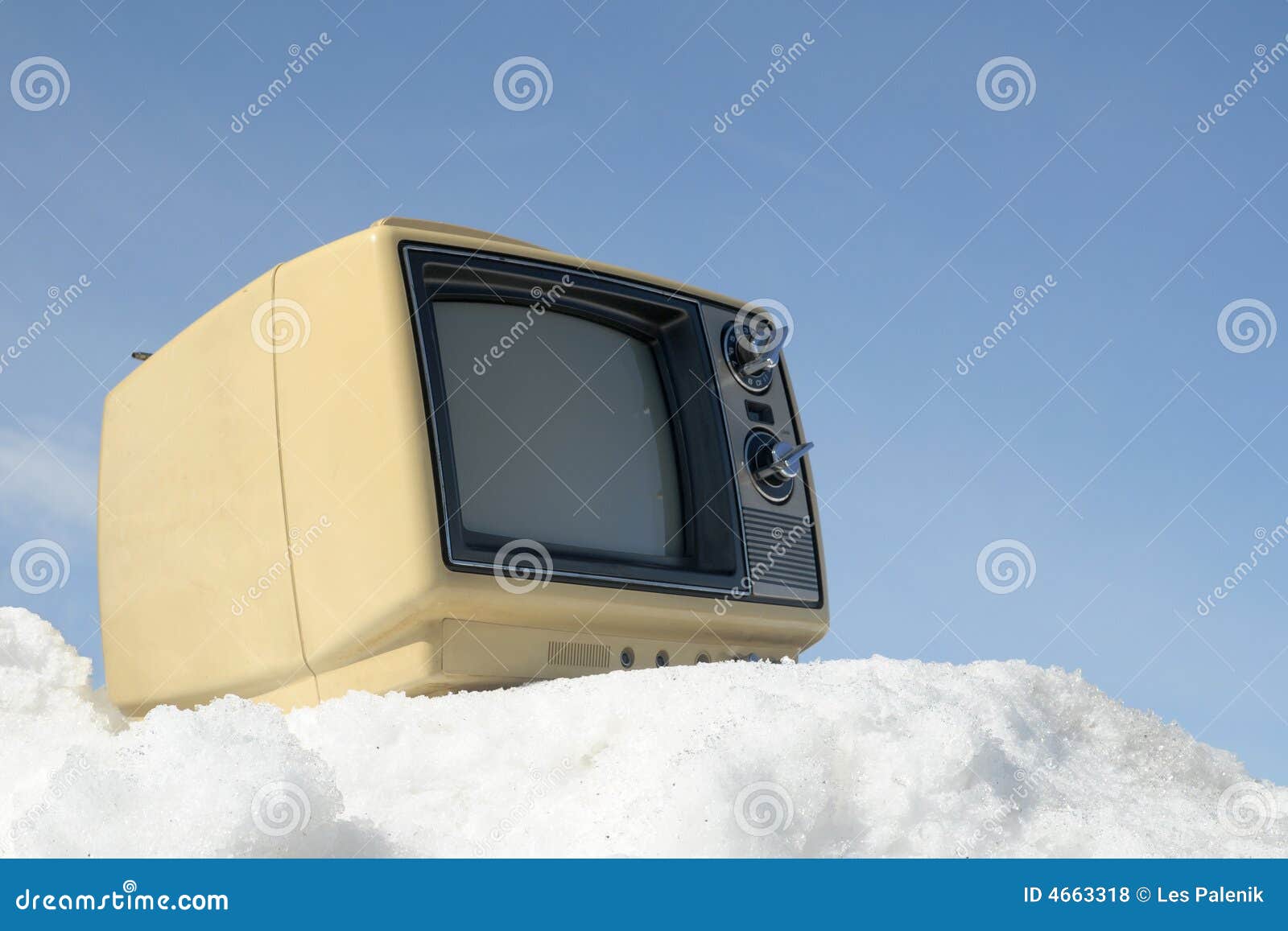Vintage TV on snow stock photo. Image of vintage, television - 4663318