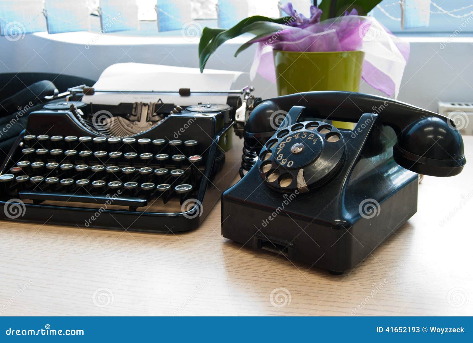 Vintage Typewriter and Phone Stock Image - Image of call, type: 41652193