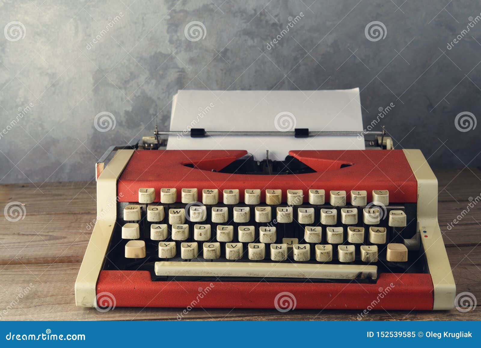 Vintage Typewriter on the Table Stock Image - Image of keyboard ...