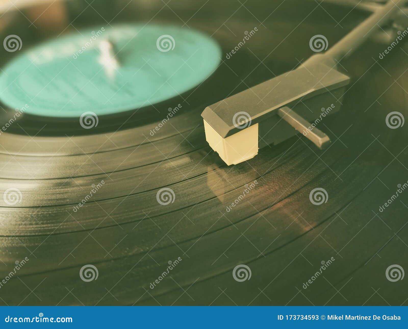 Vintage Vinyl Record Player Stock Image - Image of analog, audio: 173734593