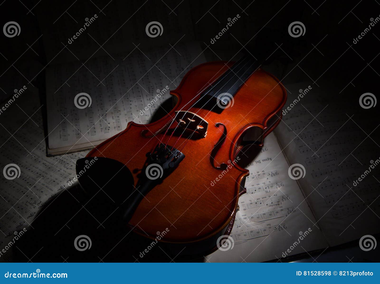 Vintage Violin on the Sheet Music. Stock Photo - Image of isolated ...
