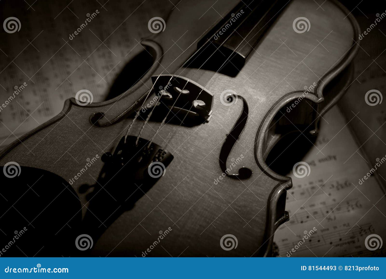 Vintage Violin on the Sheet Music. Stock Image - Image of note ...