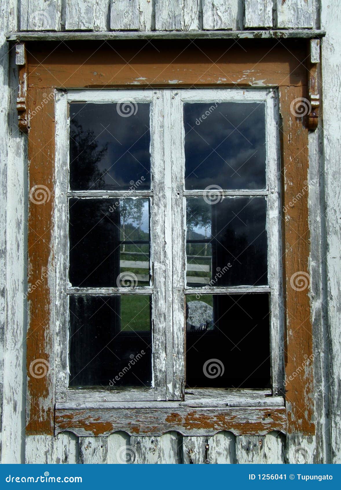 Vintage Window with Peeling Paint Stock Image - Image of abandon, home ...