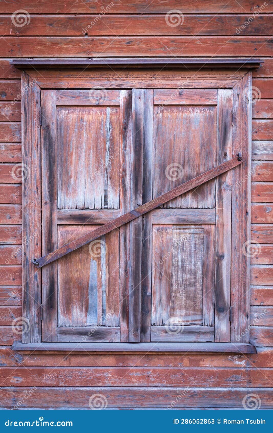Vintage Wooden Window on Old Wall Stock Image - Image of facade, pine ...