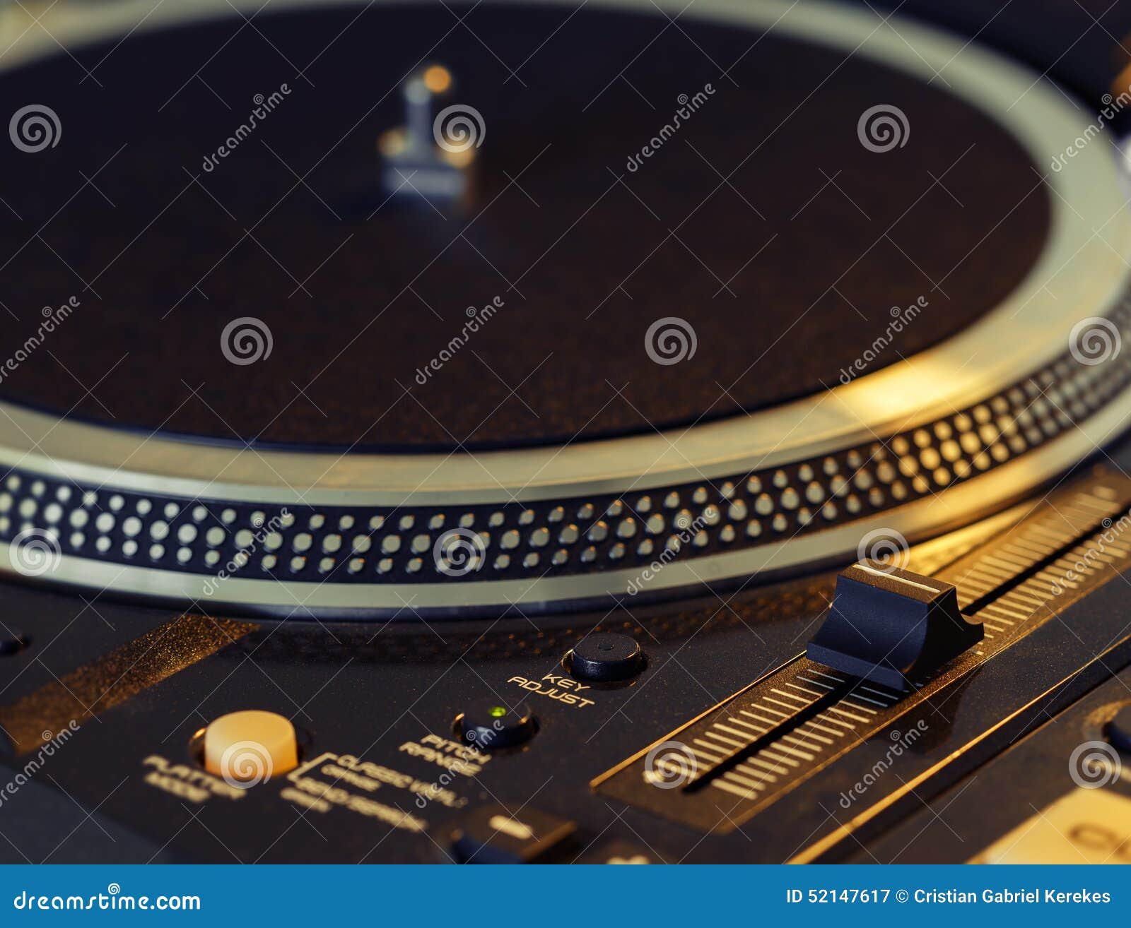 Vinyl Disc on Retro Turntable Stock Image - Image of condition, plate ...