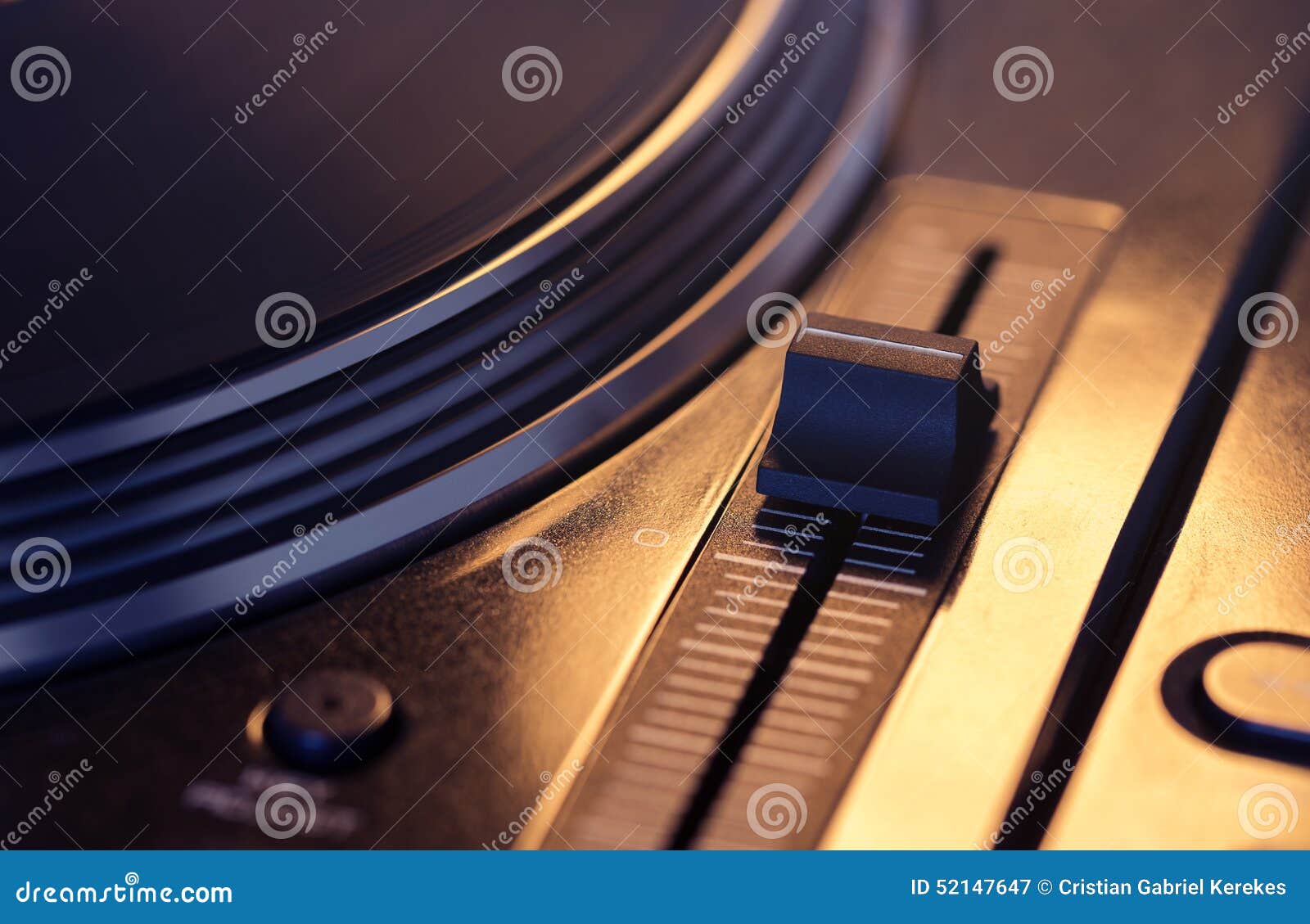 Vinyl Disc on Retro Turntable Stock Image - Image of blank, obsolete ...