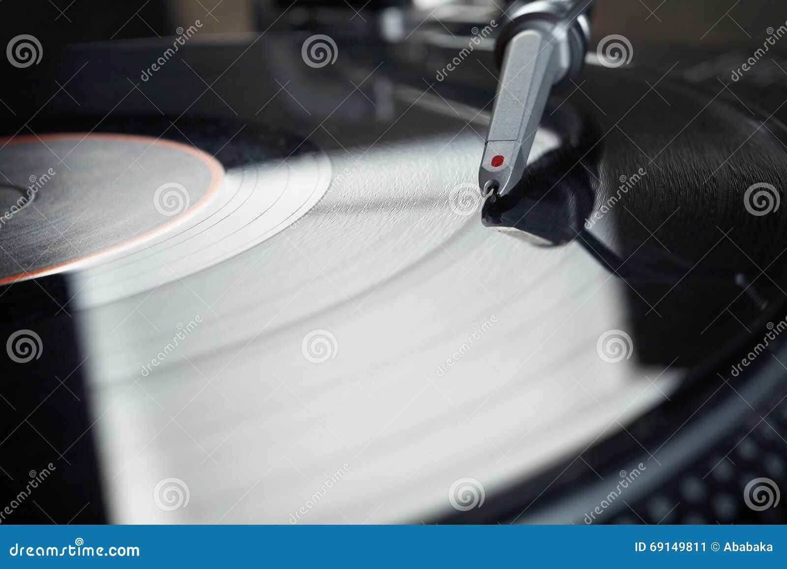 Vinyl disk player stock image. Image of playing, mono - 69149811