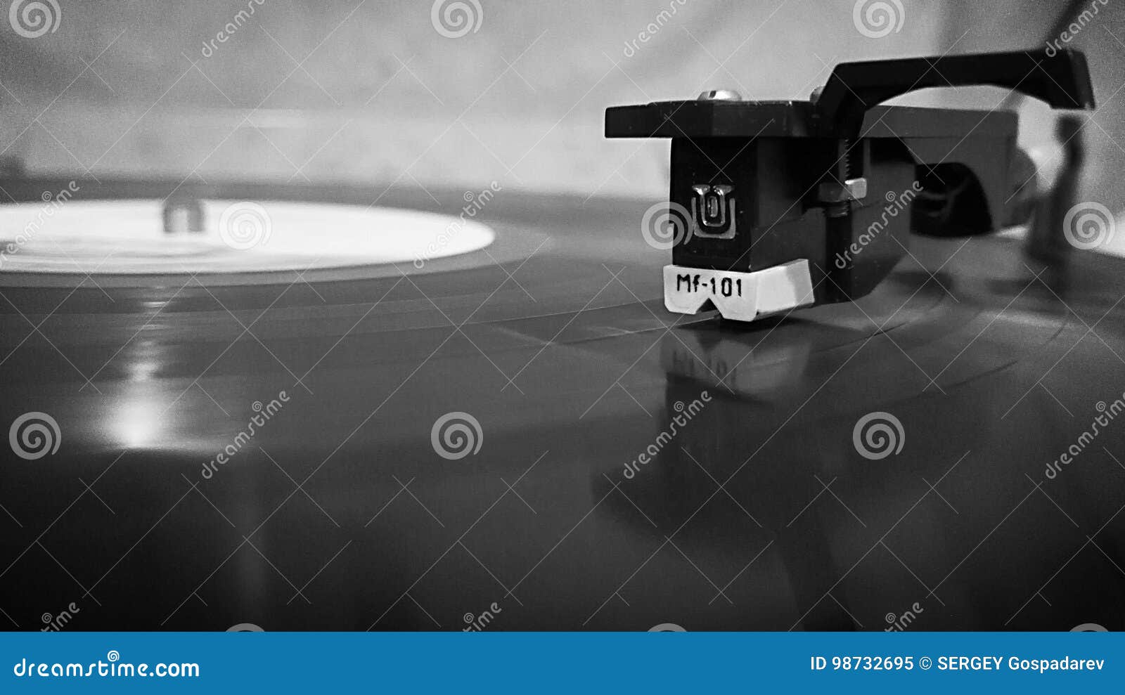 Vinyl. stock image. Image of monochrome, retro, music - 98732695