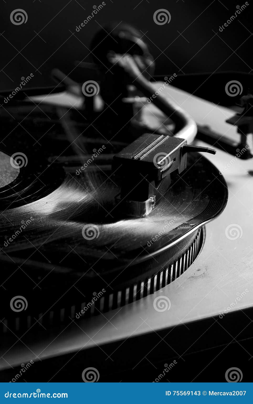 Vinyl. stock image. Image of dark, listening, dirty, recordplayer ...