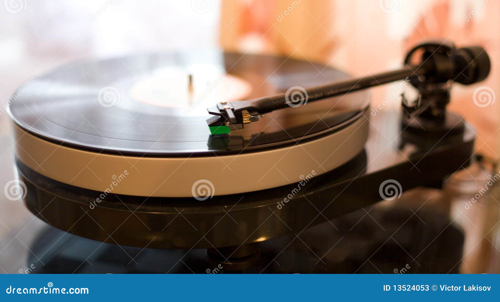 Vinyl player stock image. Image of jazz, phono, room - 13524053