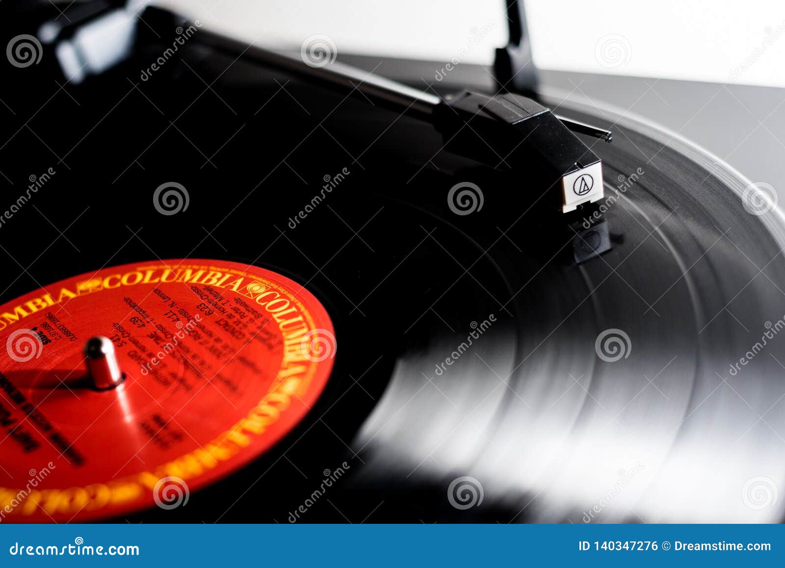 Vinyl Record playing editorial photo. Image of daft - 140347276
