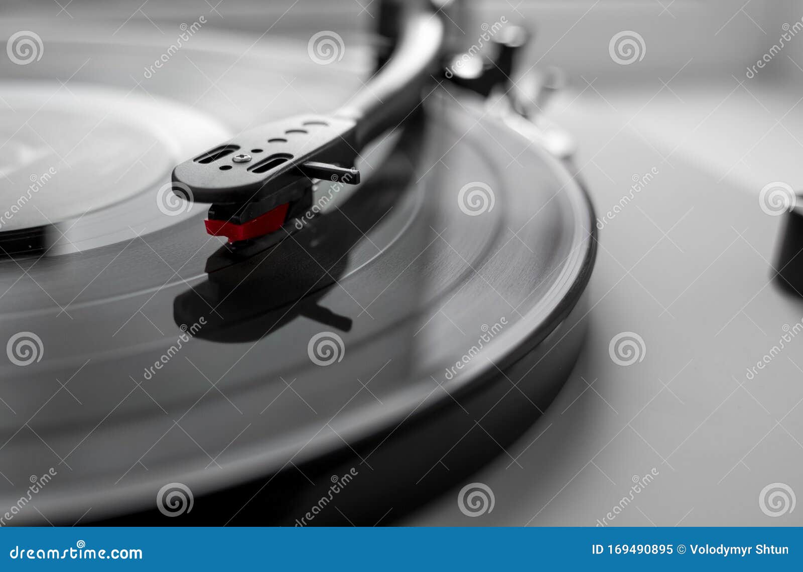 Vinyl Turntable on a White Background. Retro Audio Equipment for Vinyl ...