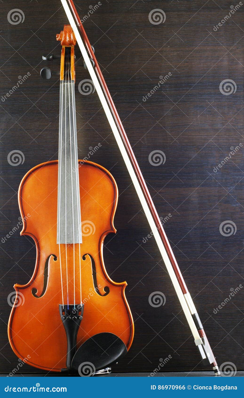Violin and bow stock photo. Image of classic, orchestra - 86970966