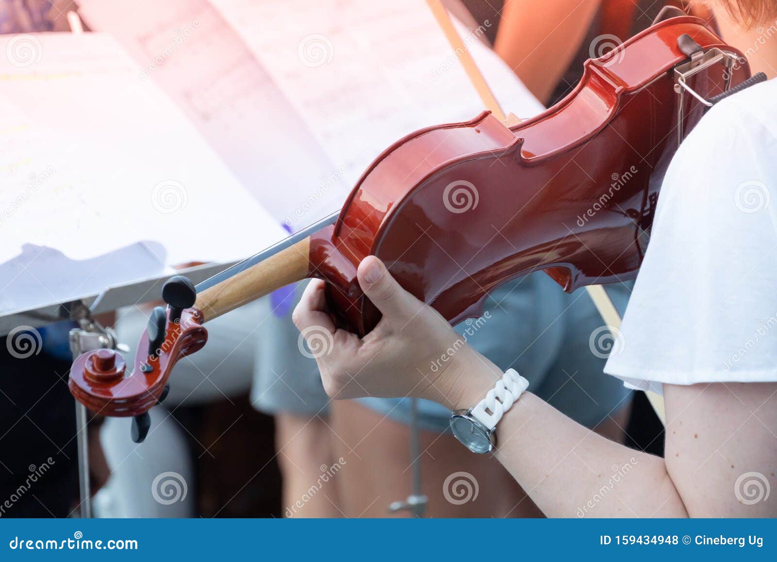 Violin, Instrumento De Cuerda Foto de archivo - Imagen de artes, juego ...