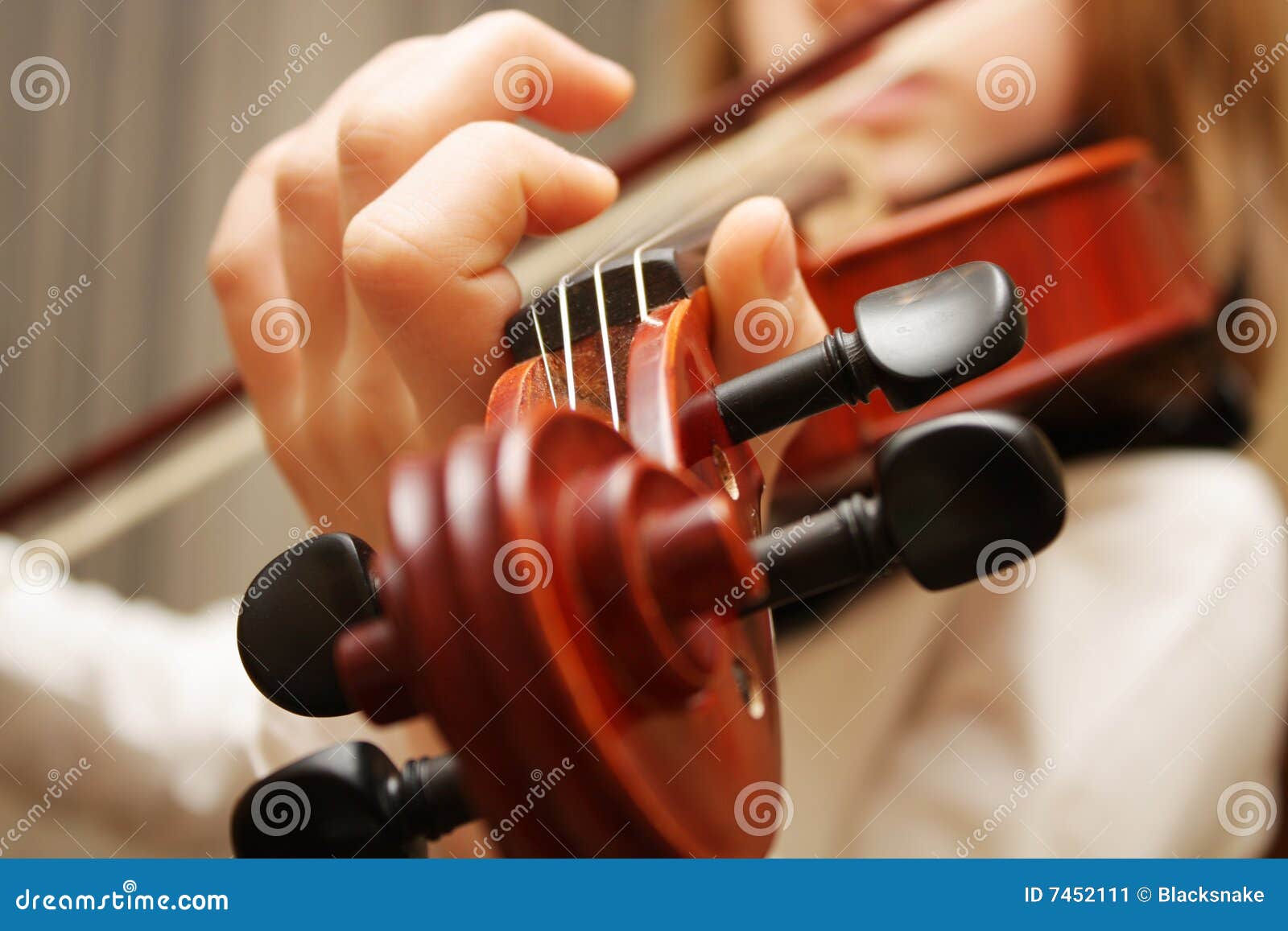 Violin music play stock image. Image of caught, violin - 7452111
