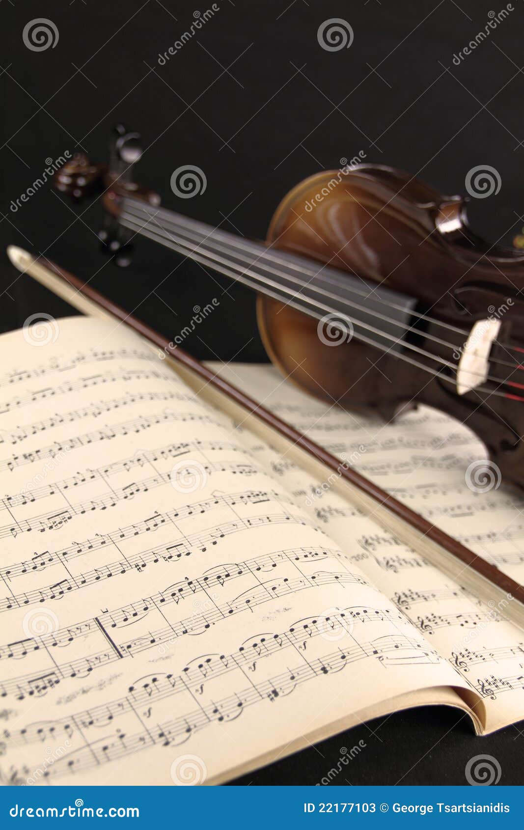Violin and music sheet stock image. Image of hymn, musical - 22177103