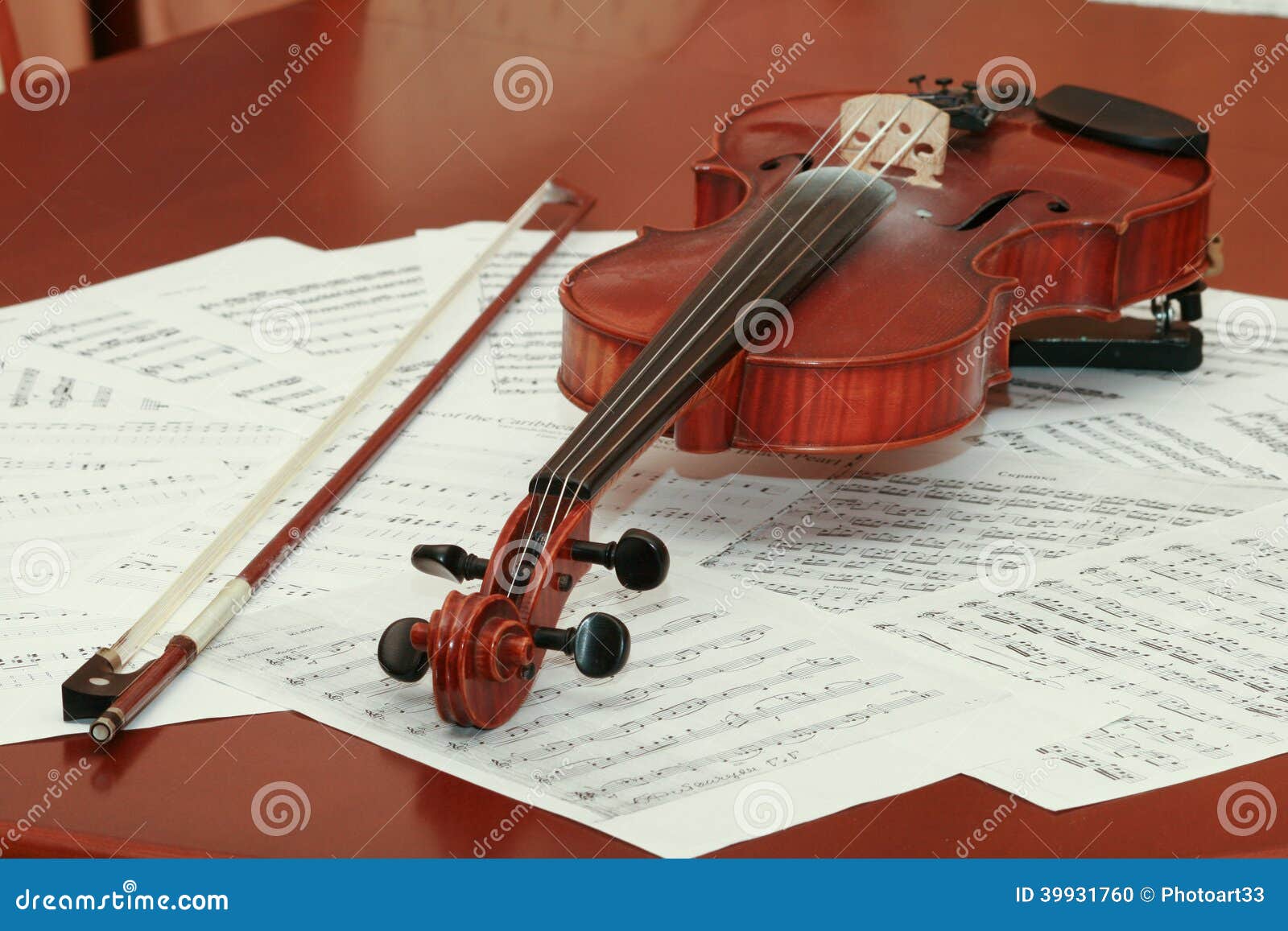 Violin stock photo. Image of instrumental, entertainment - 39931760