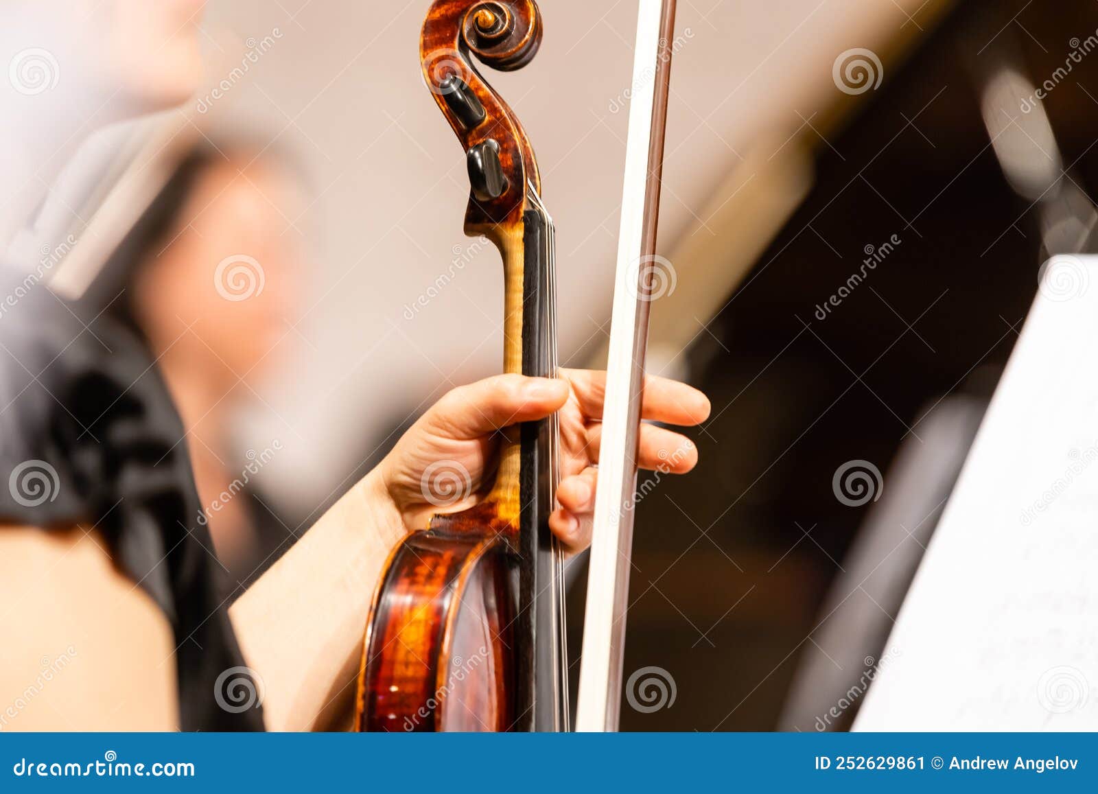Violin Playing Hands Close Up Stock Image - Image of instrumental ...