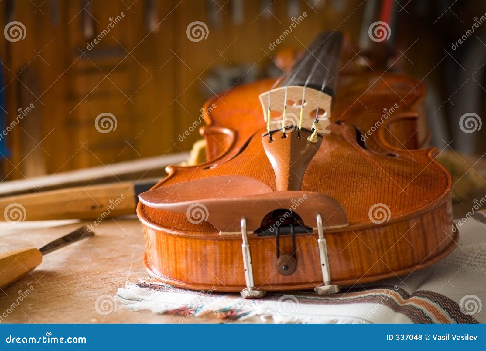 Violin workshop stock photo. Image of chisel, burnish, violin - 337048
