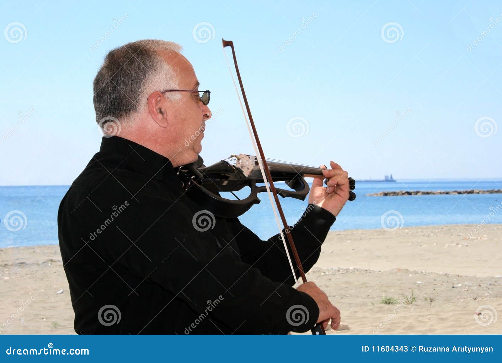 Violinist stock image. Image of artist, hand, occupation - 11604343