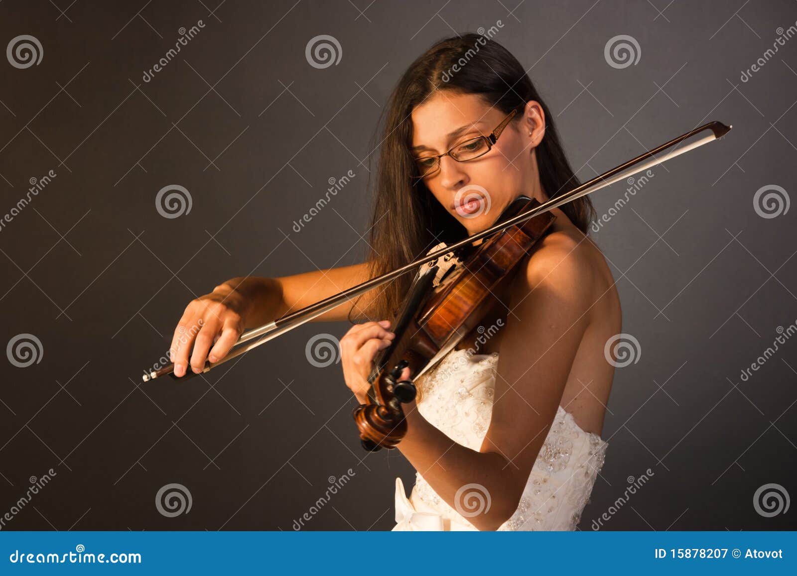 Violinista profissional imagem de stock. Imagem de arte - 15878207