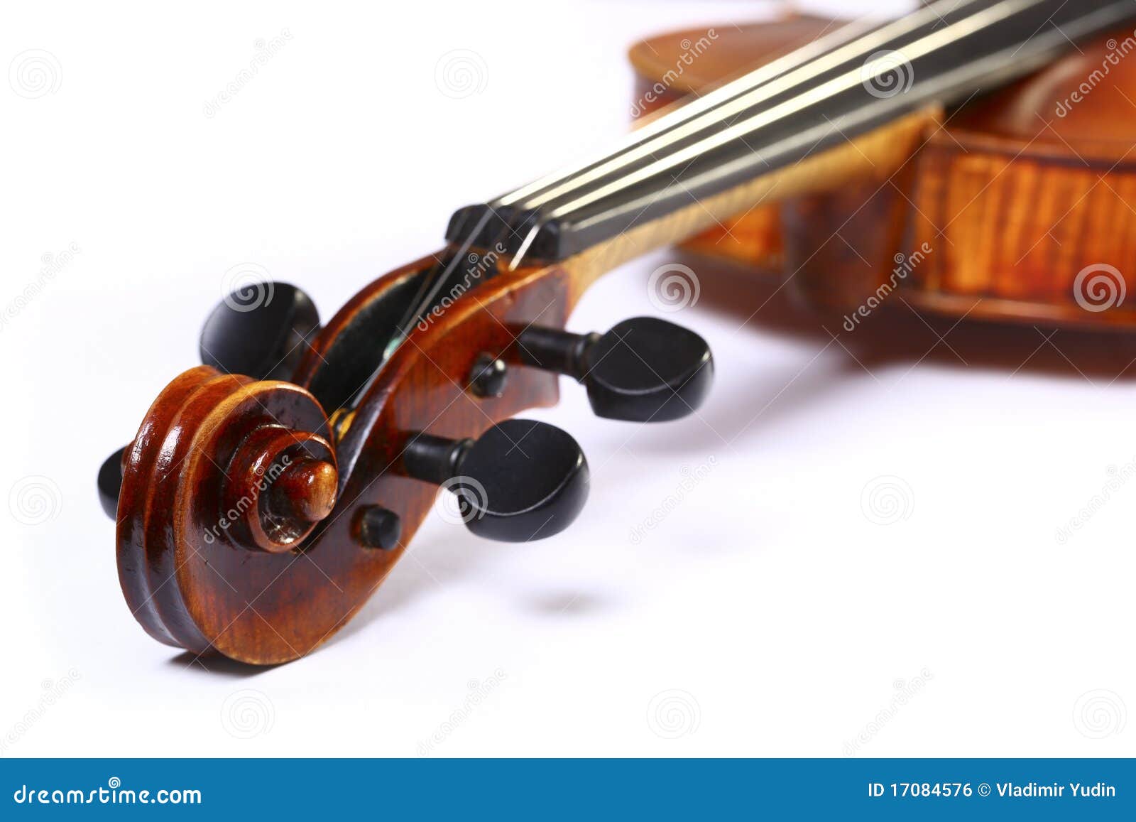 Violoncelle photo stock. Image du rendement, musicien - 17084576