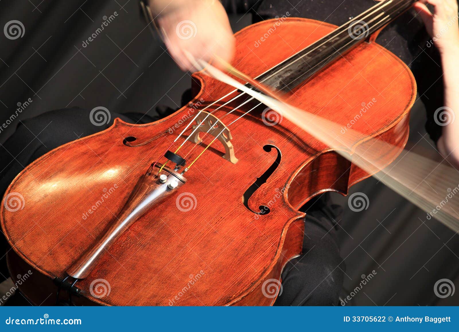 Violoncelle photo stock. Image du musique, classique - 33705622