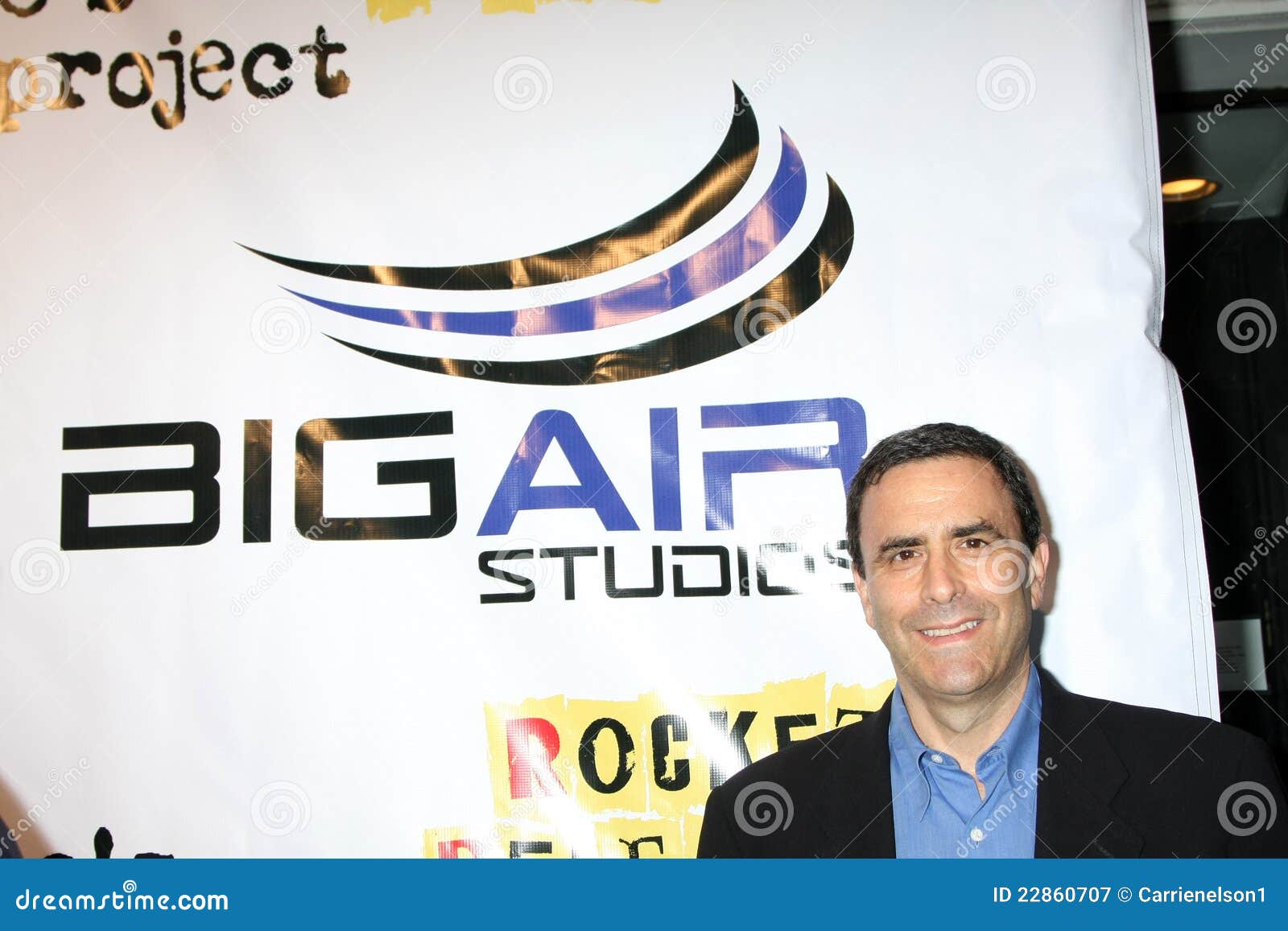 VIPs Arriving at the Premiere of Archie S Final Project Editorial ...