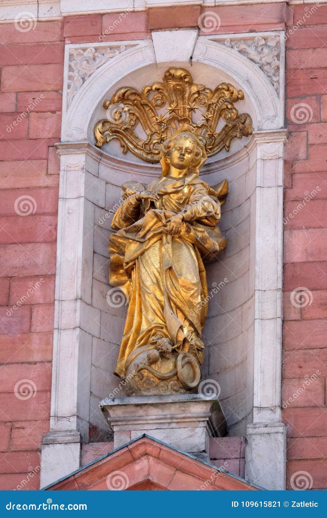 Virgen Maria imagen de archivo. Imagen de medieval, santo - 109615821