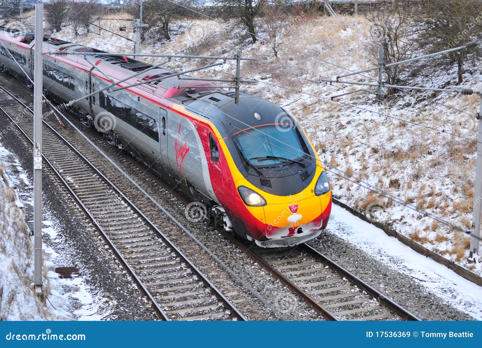 Virgin High Speed Train editorial stock image. Image of speed - 17536369