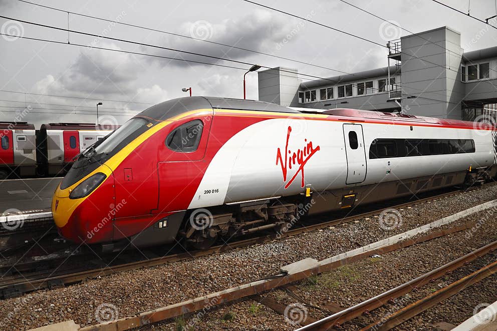 Virgin Train editorial photo. Image of branson, transportation - 16671021