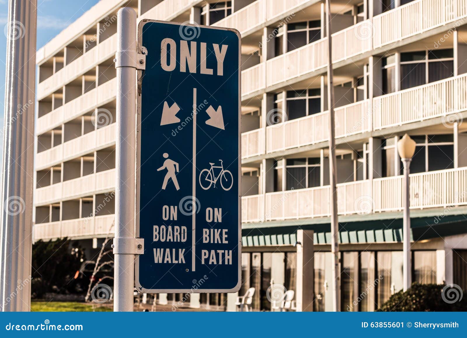 Virginia Beach Boardwalk Sign for Bike Path Stock Image - Image of ...