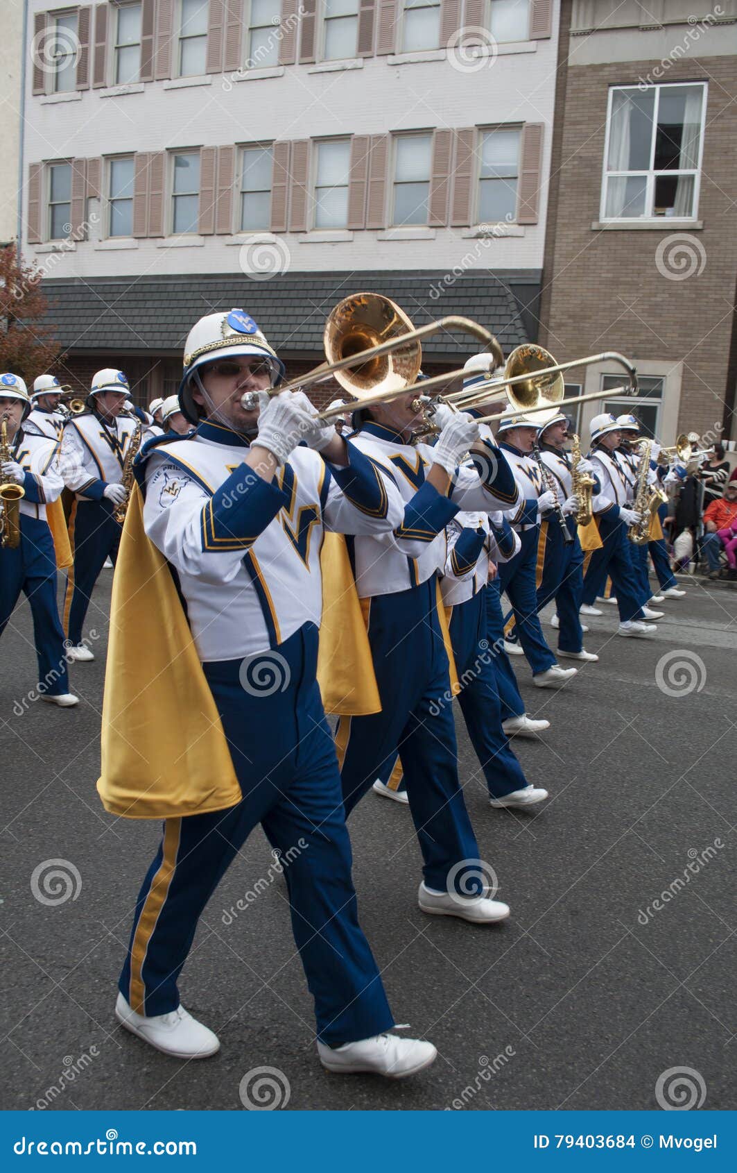 Virginia Marching Band Ad Ovest Immagine Stock Editoriale - Immagine di ...