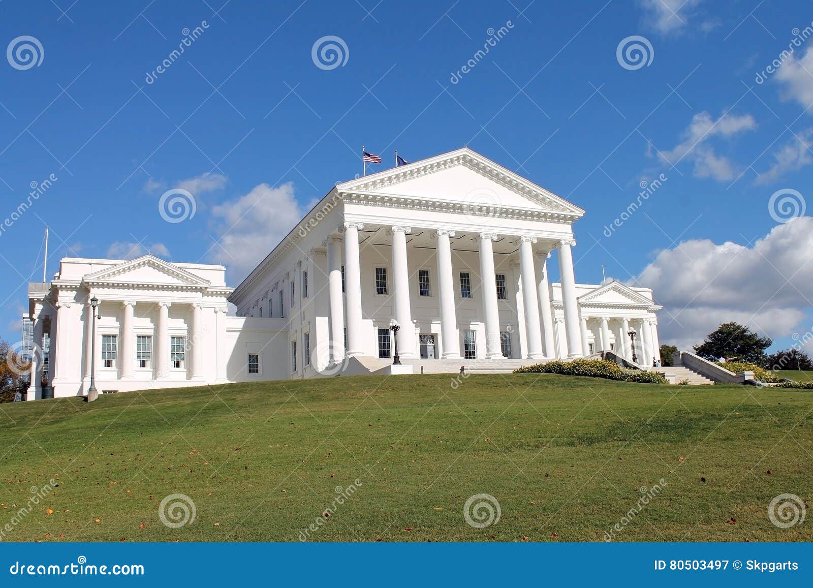 Virginia State House in Richmond Stockbild - Bild von rasen ...