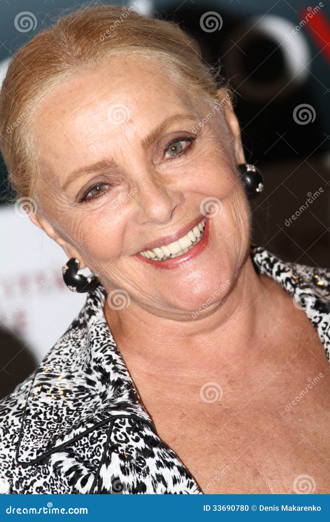 Virna Lisi imagem editorial. Imagem de postura, gala - 33690780