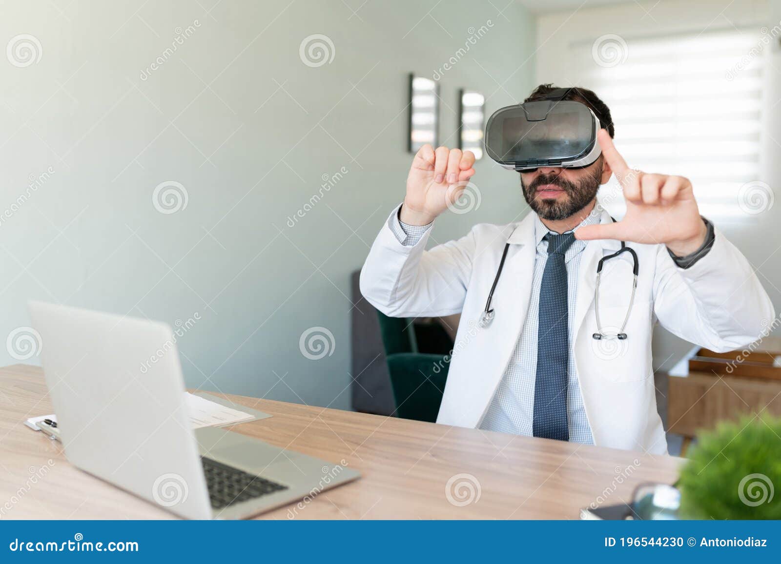 Virtual Doctor Wearing VR Glasses Stock Photo - Image of home ...
