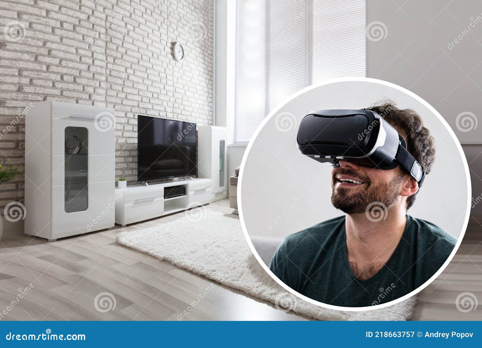 Virtual Guided Real Estate House Tour Using VR Stock Image - Image of ...