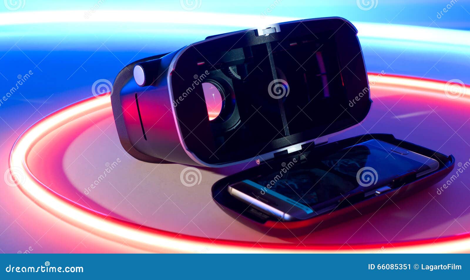 Virtual Reality Smart-phone Headset Concept Stock Image - Image of ...