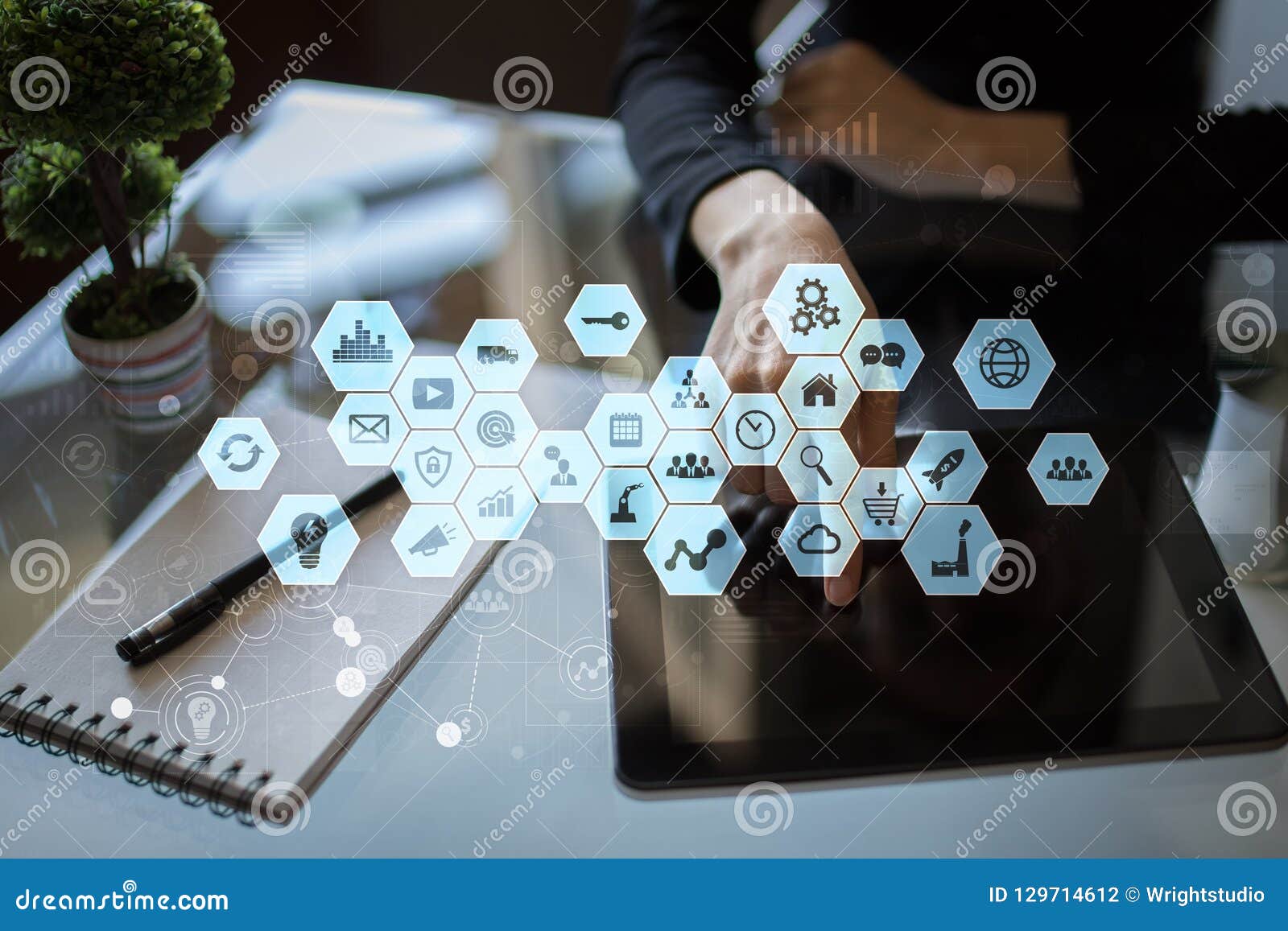 Virtual Screen Interface. Internet and Digital Technology in Business ...