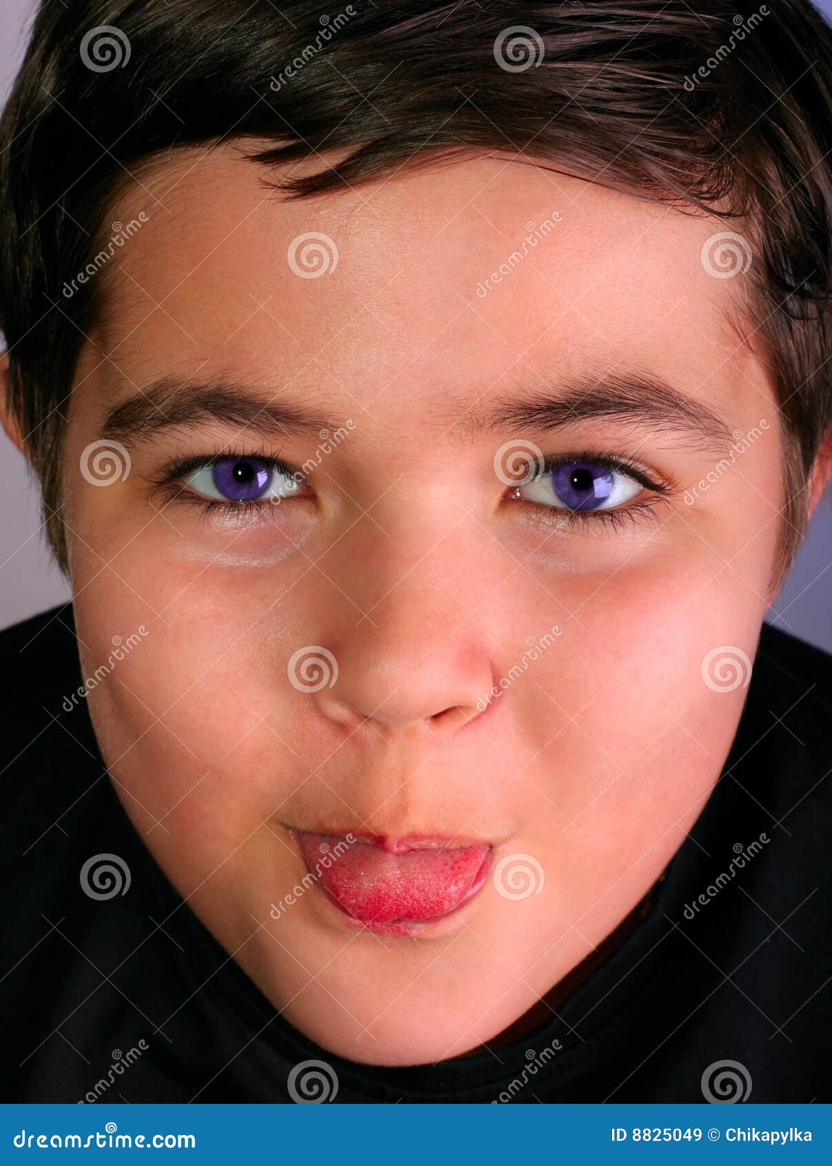 Visage d'enfant image stock. Image du mâle, visage, enfance - 8825049