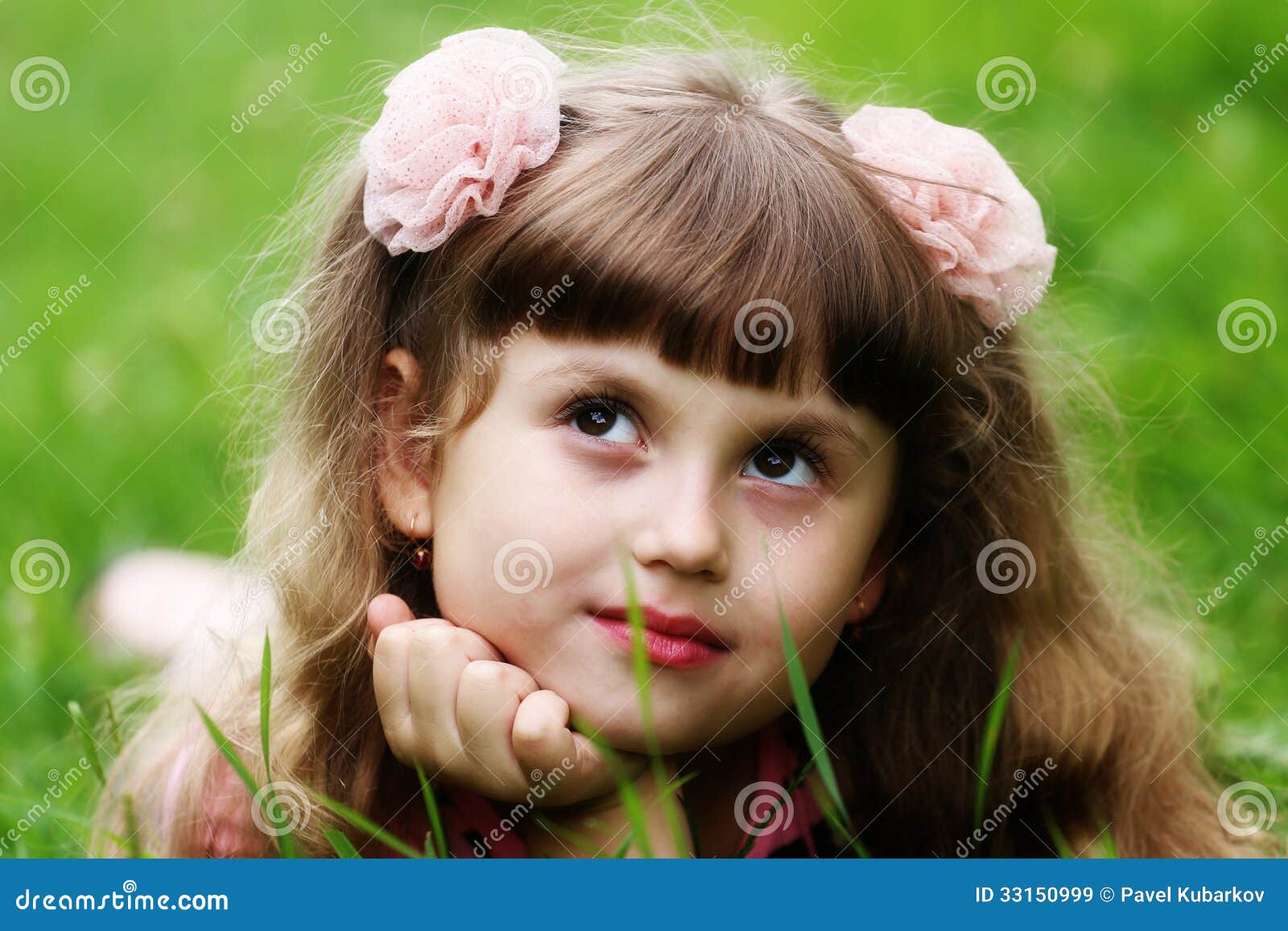 Visage D'une Fille D'enfant Image stock - Image of amuser, chéri: 33150999