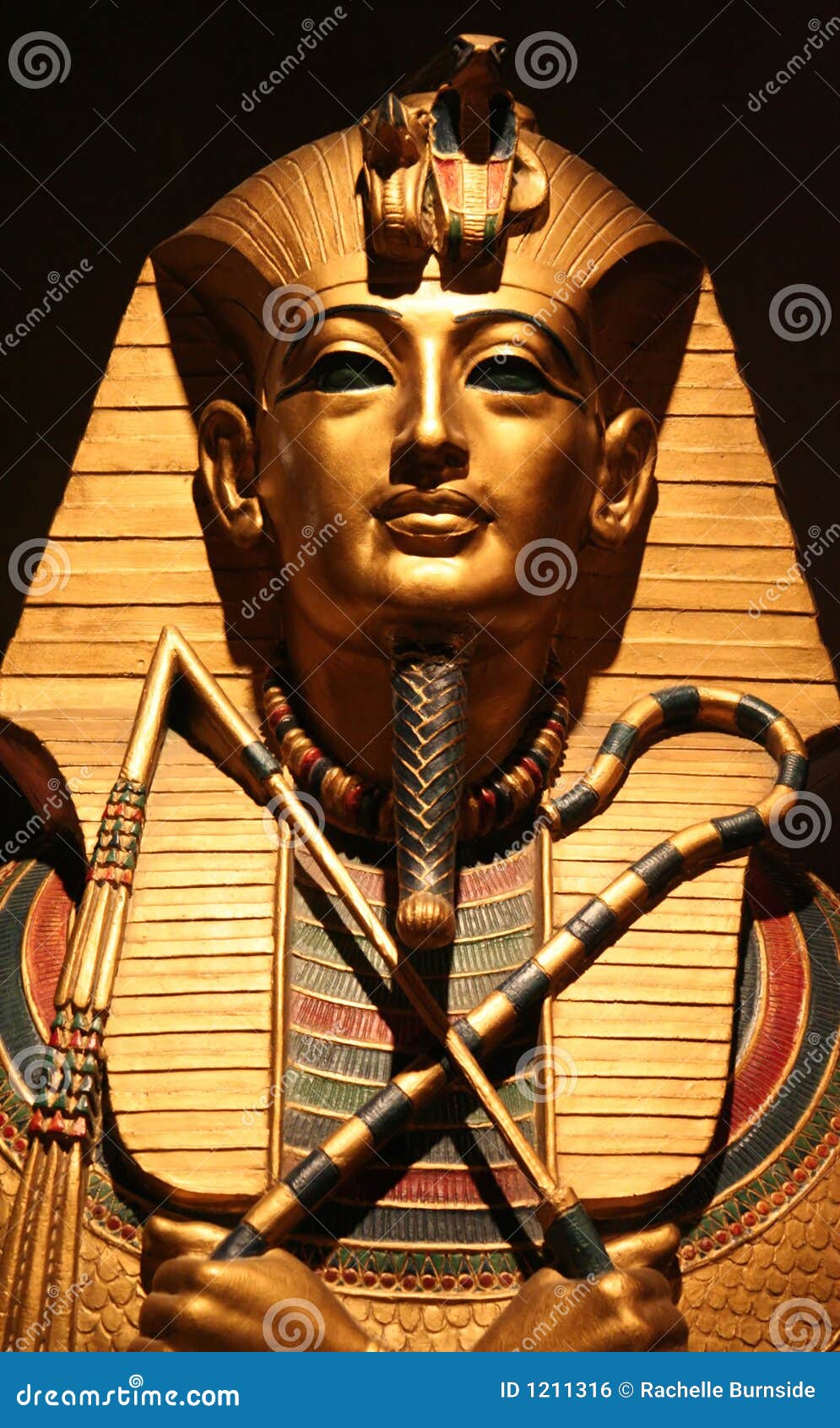 Visage du pharaon photo stock. Image du maman, antique - 1211316