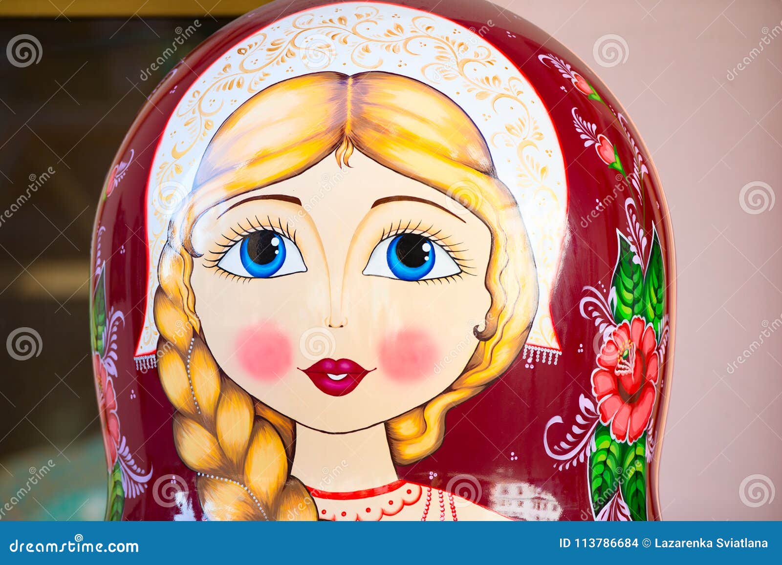 Visage Du ` S De Matryoshka Image stock éditorial - Image du ...