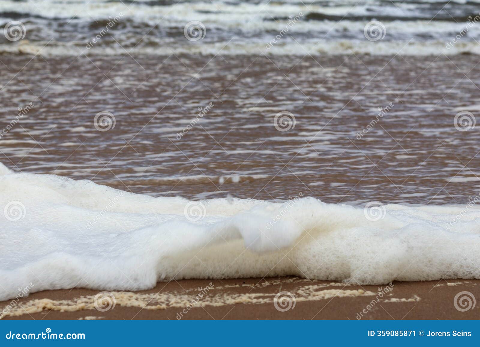 .visible Foam Forming on the Surface of the Water Stock Image - Image ...