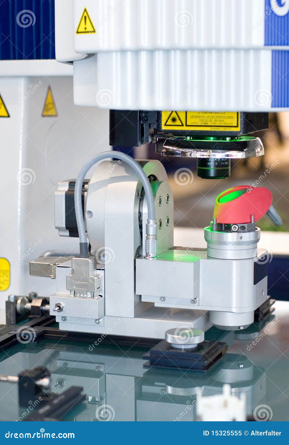 Vision measuring system stock image. Image of instrumentation - 15325555