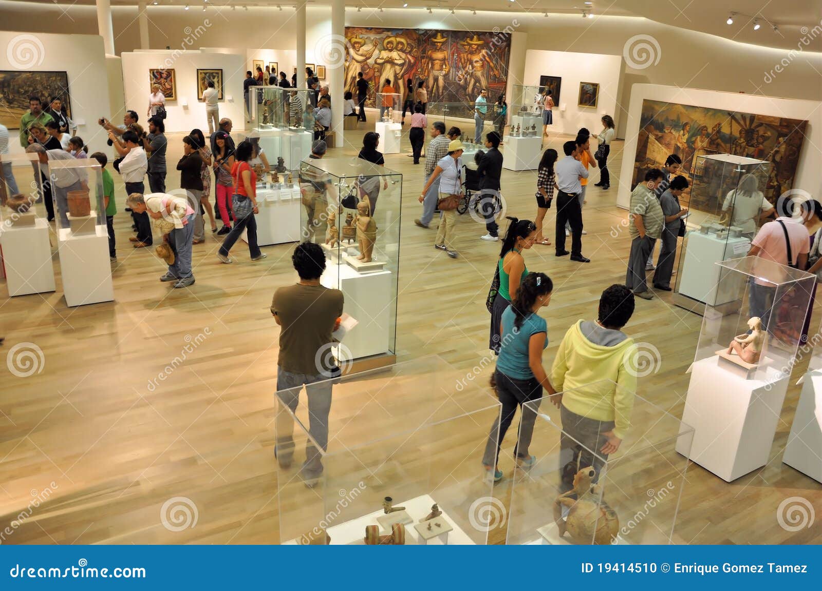 Visit to the Museum editorial image. Image of impression - 19414510