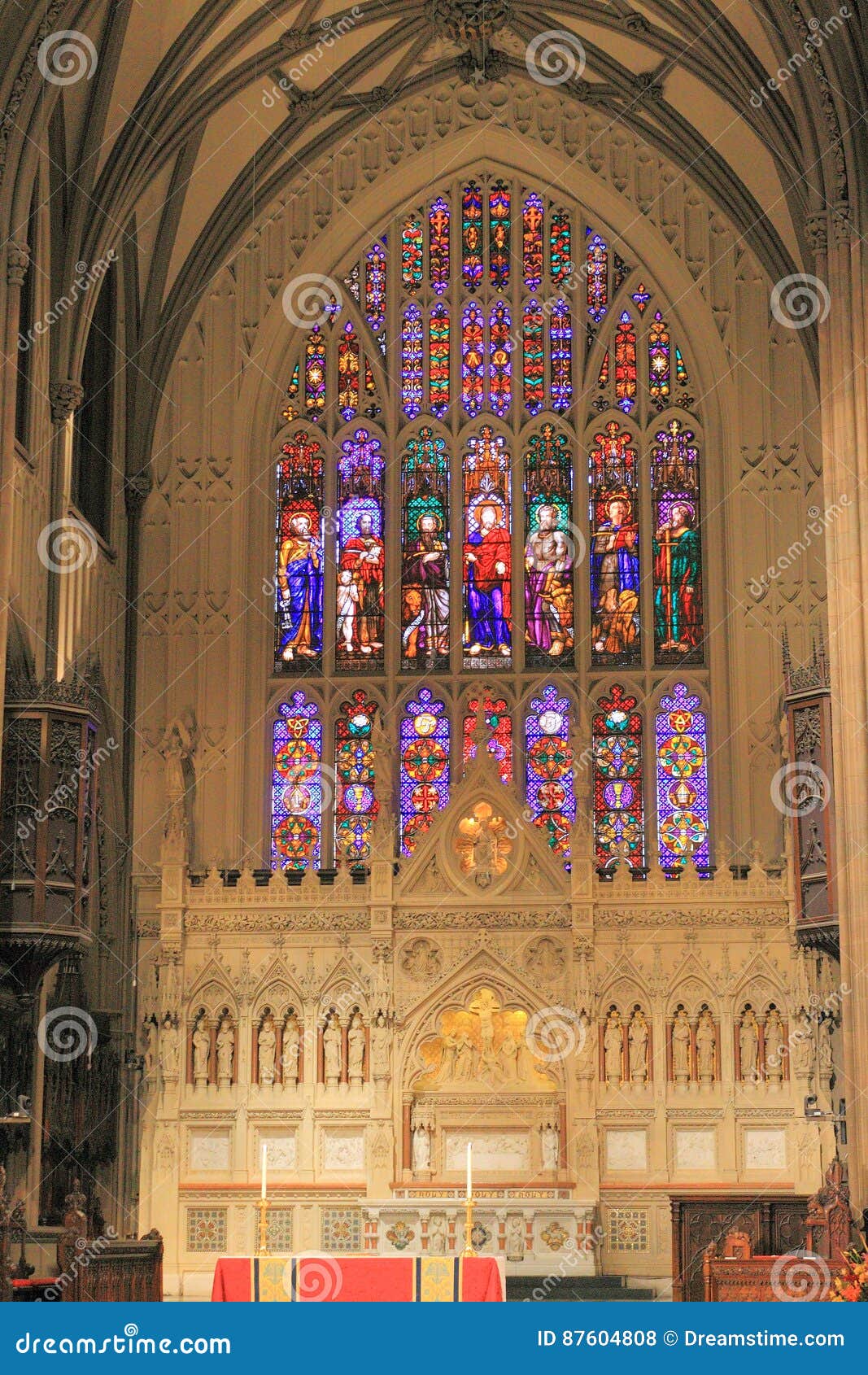 Visiting Trinity Church, New York Editorial Stock Photo - Image of ...