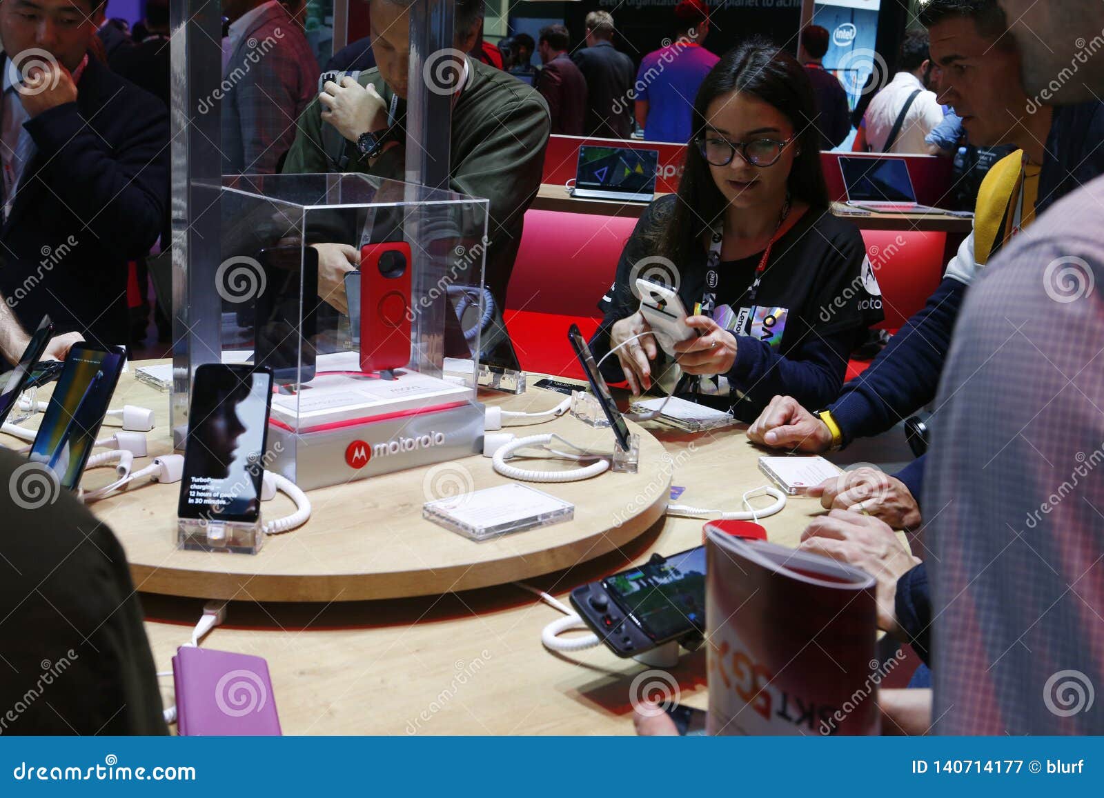 Cloudminds Dancing Robotics At MWC19 In Barcelona Editorial Photo ... Cloudminds Dancing Robotics At MWC19 In Barcelona Editorial Photo ...