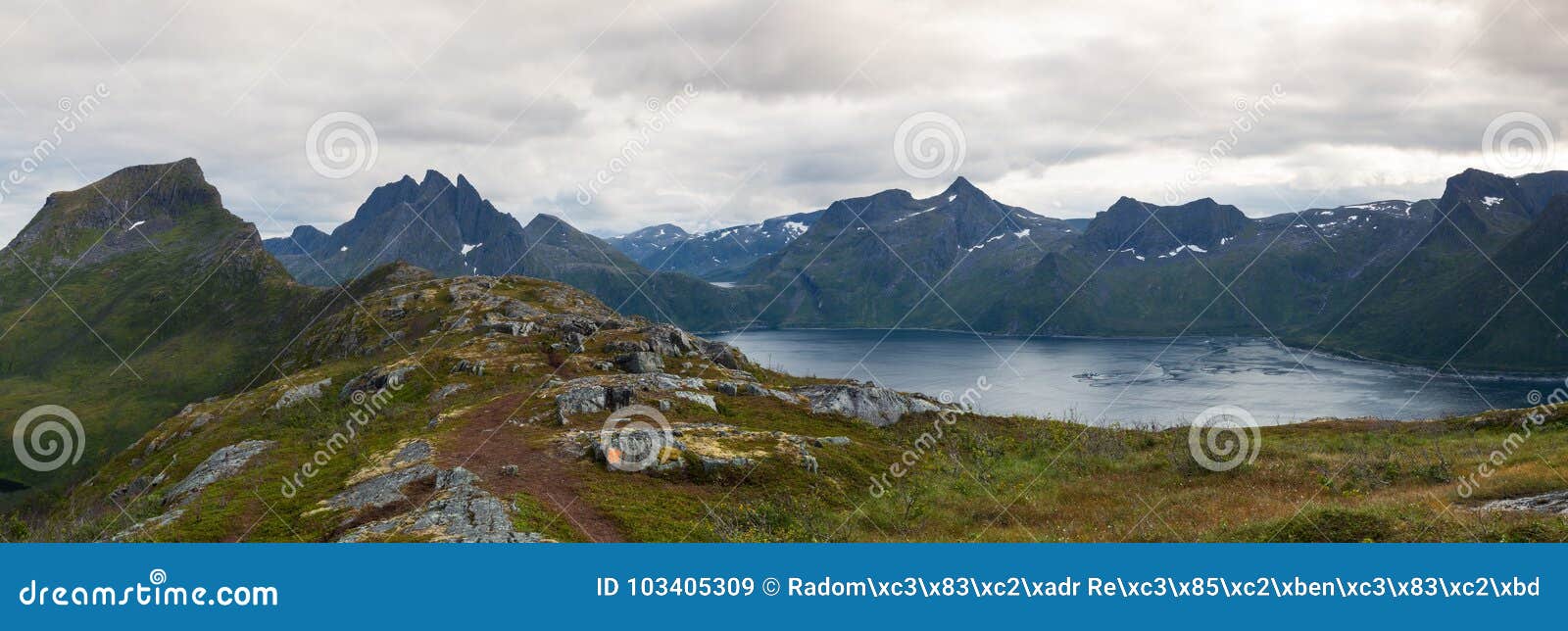 Vista Da Montanha De Segla, Noruega Imagem de Stock - Imagem de turismo ...